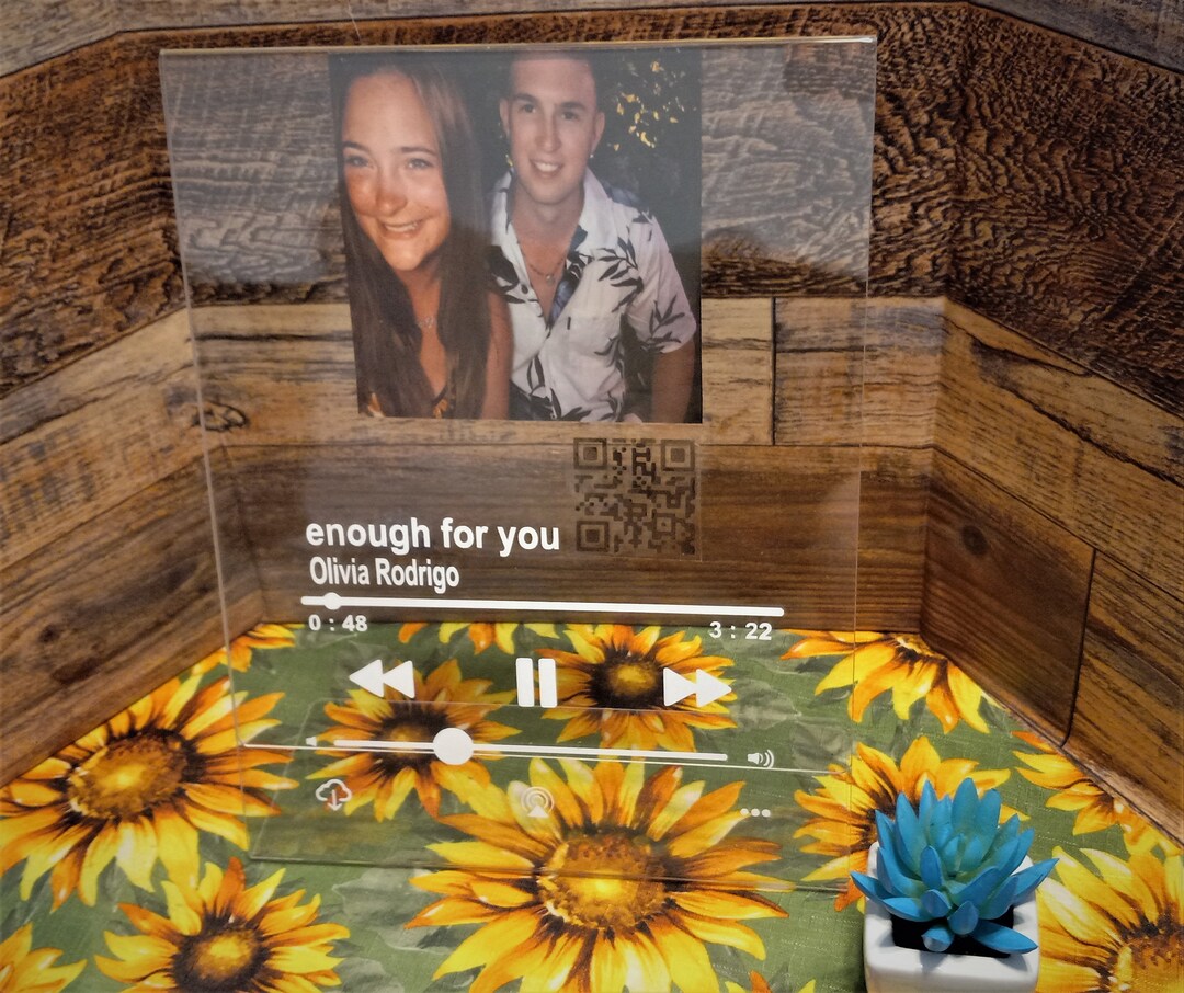 Music QR Code Stand Music Album Cover Fathers Day Gift Daughter Acrylic ...