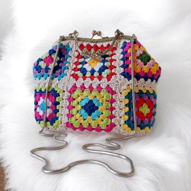 Crochet Granny Square Clasp Bag, Vintage Clutch, Retro Handmade Purse ...