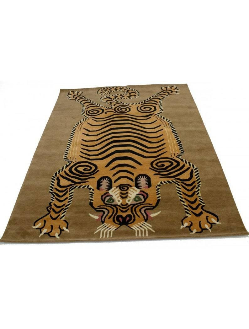 HAND TUFTED CARPET Tibetan Tiger Wool Carpets, Lion Skin Carpet, Lion ...