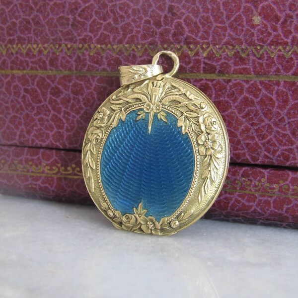 Guilloche Locket - Etsy