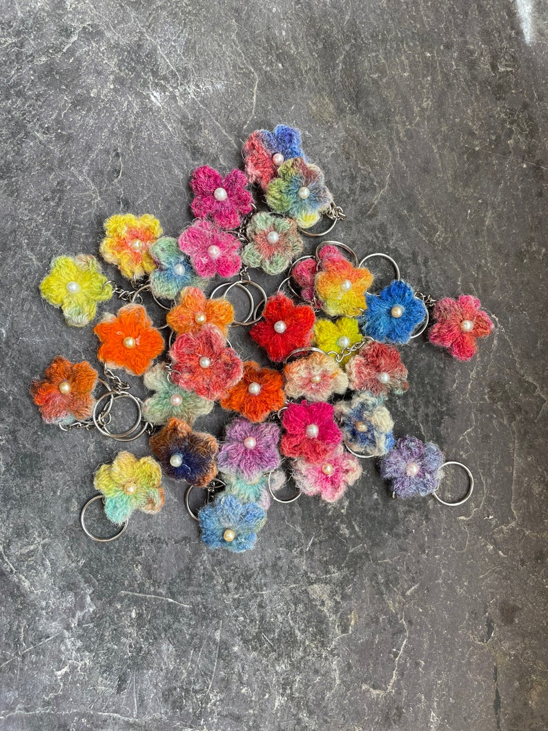 Crochet Flower Key Ring, Key Ring, Hand Spun Wool Key Ring, Hand Dyed ...