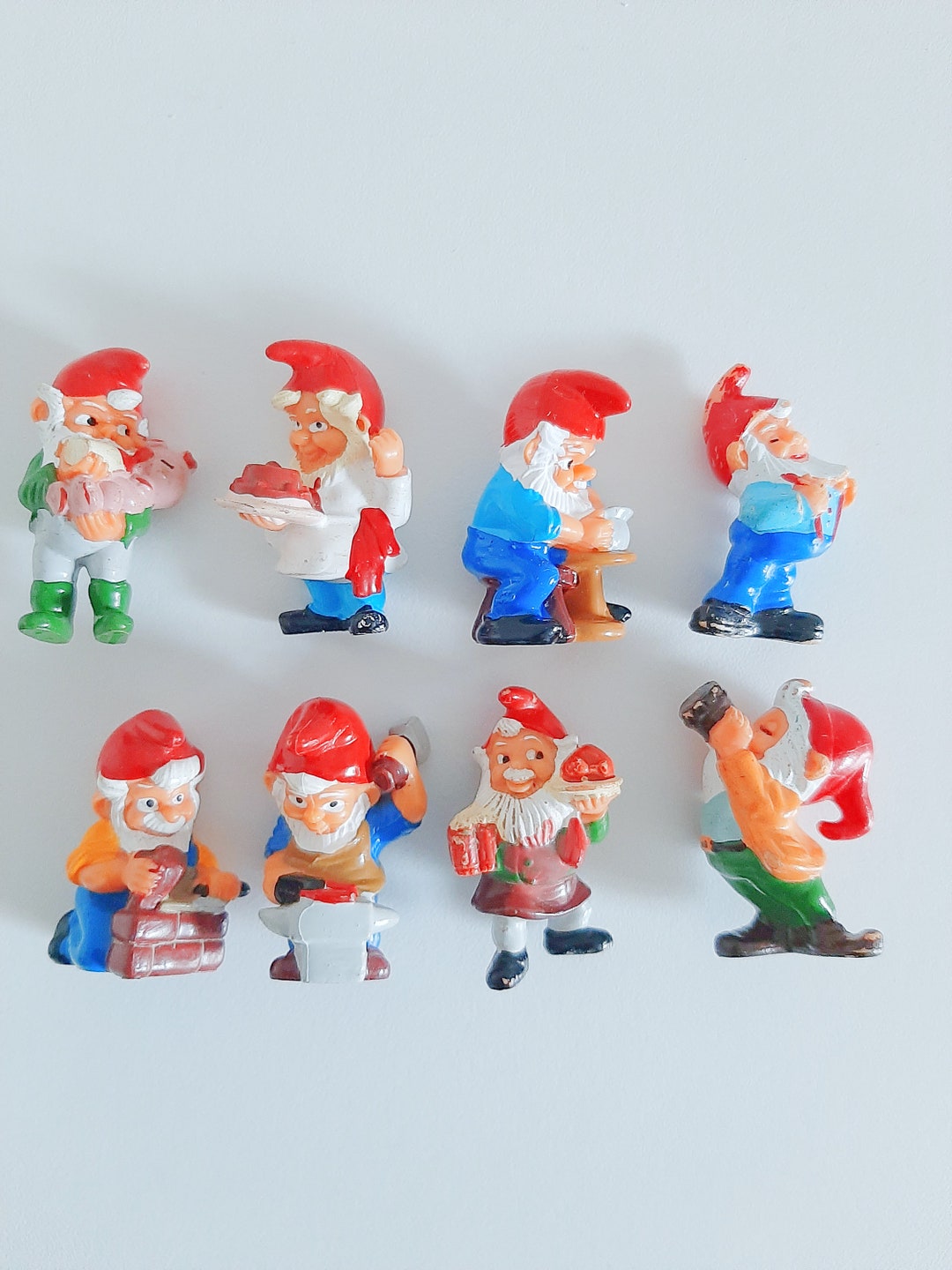 8 Surprise Dwarfs 90s / Surprise Chocolate Egg Collection of Dwarfs ...