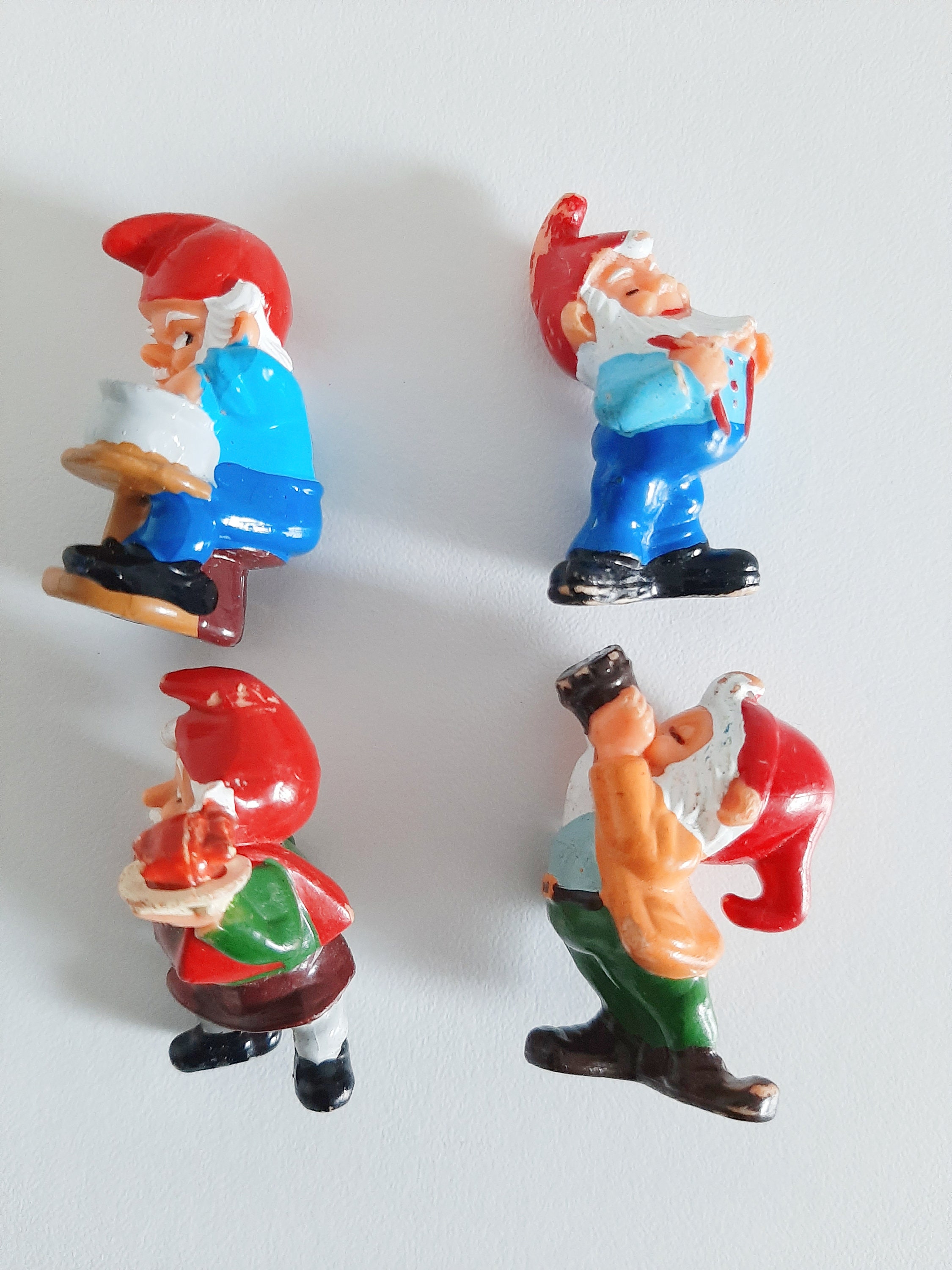 8 Surprise Dwarfs 90s / Surprise Chocolate Egg Collection of Dwarfs ...