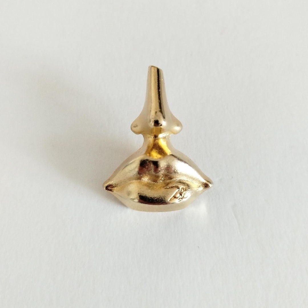 Salvador Dali - Vintage Nose and Mouth Brooch, Gift for Her/him - Etsy