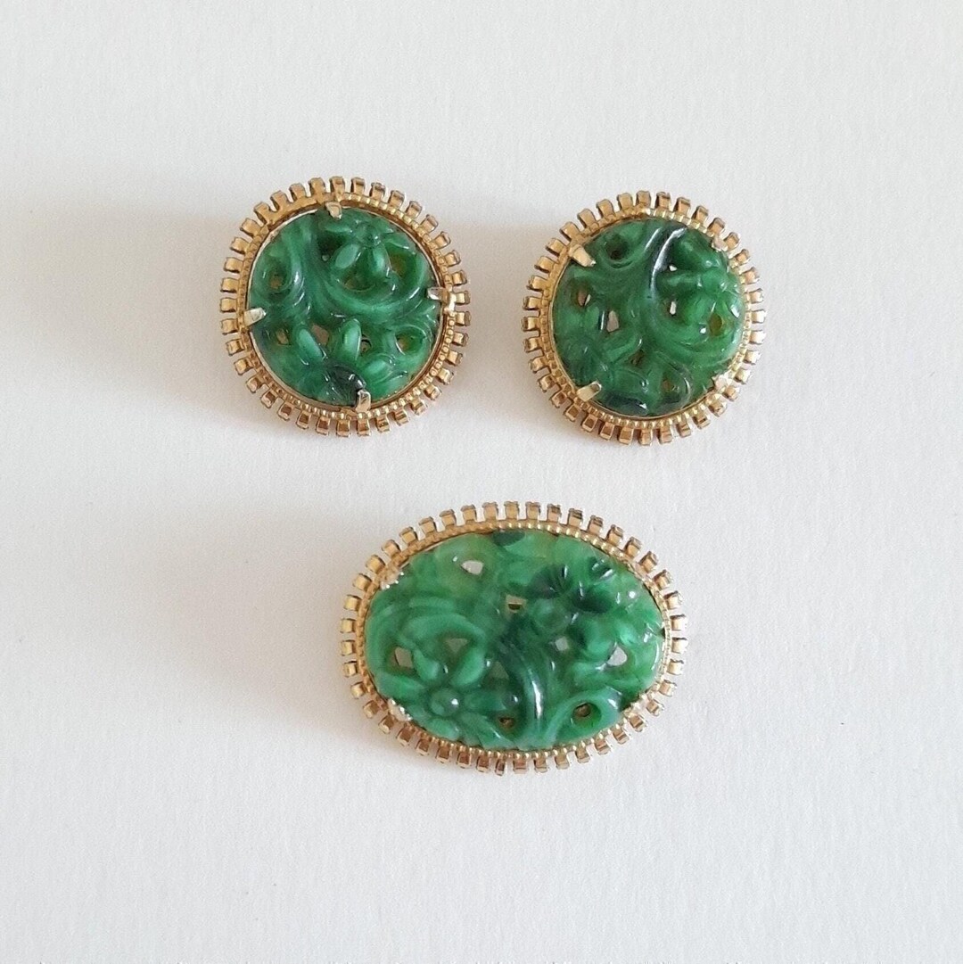 Napier - Vintage Glass Jade Flower Set - Etsy