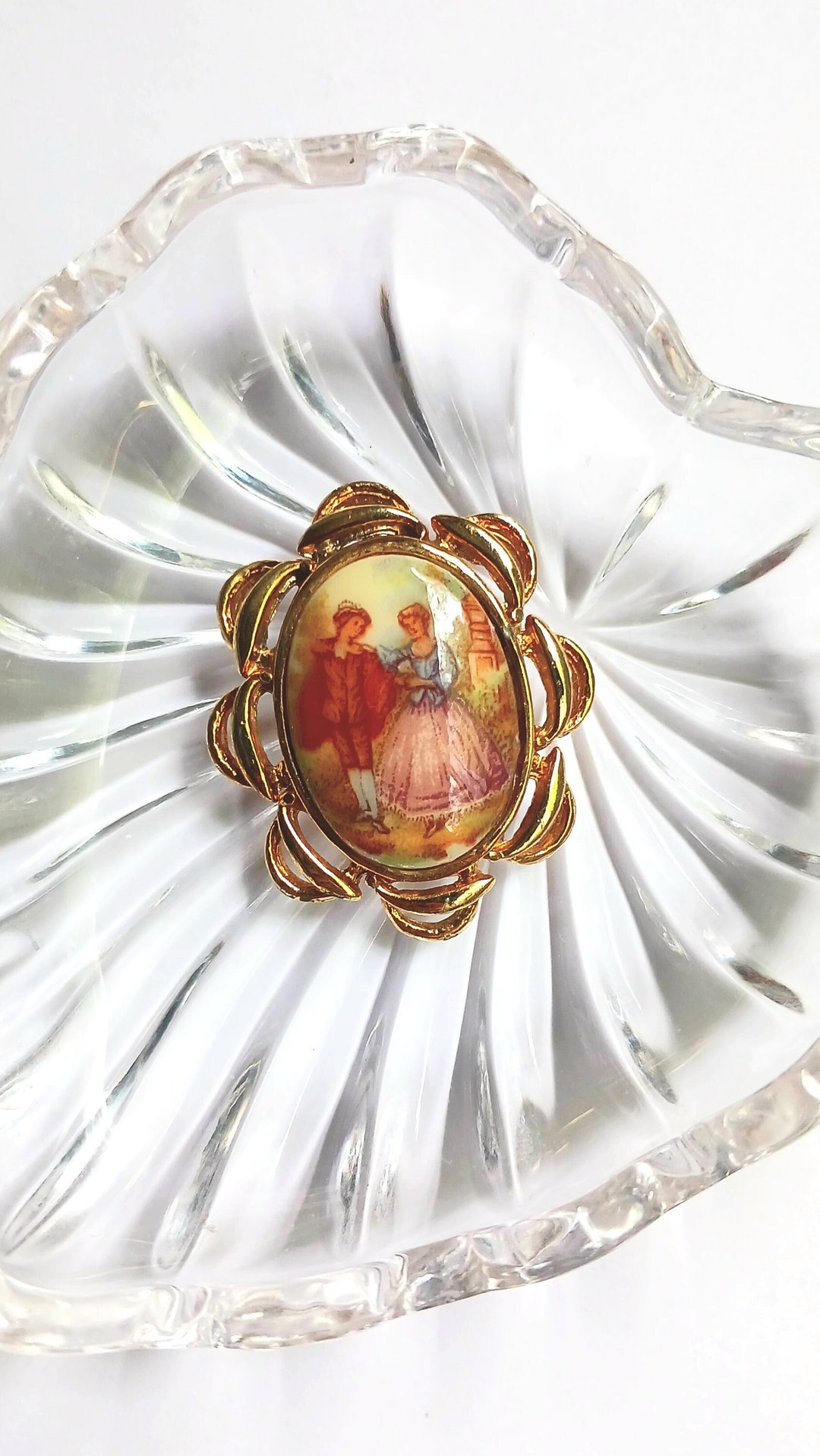 Courting Couple Vintage Brooch Pin Emma Page 1980s - Etsy