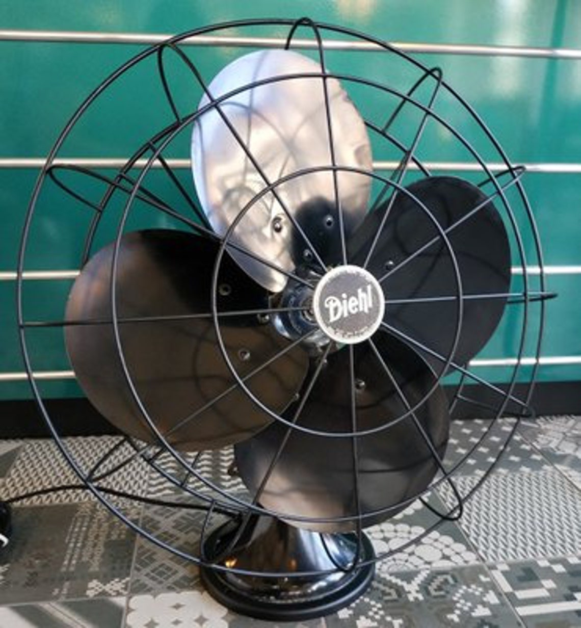 Large Vintage Oscillating Table Fan From Diehl, USA, 1930s - Etsy