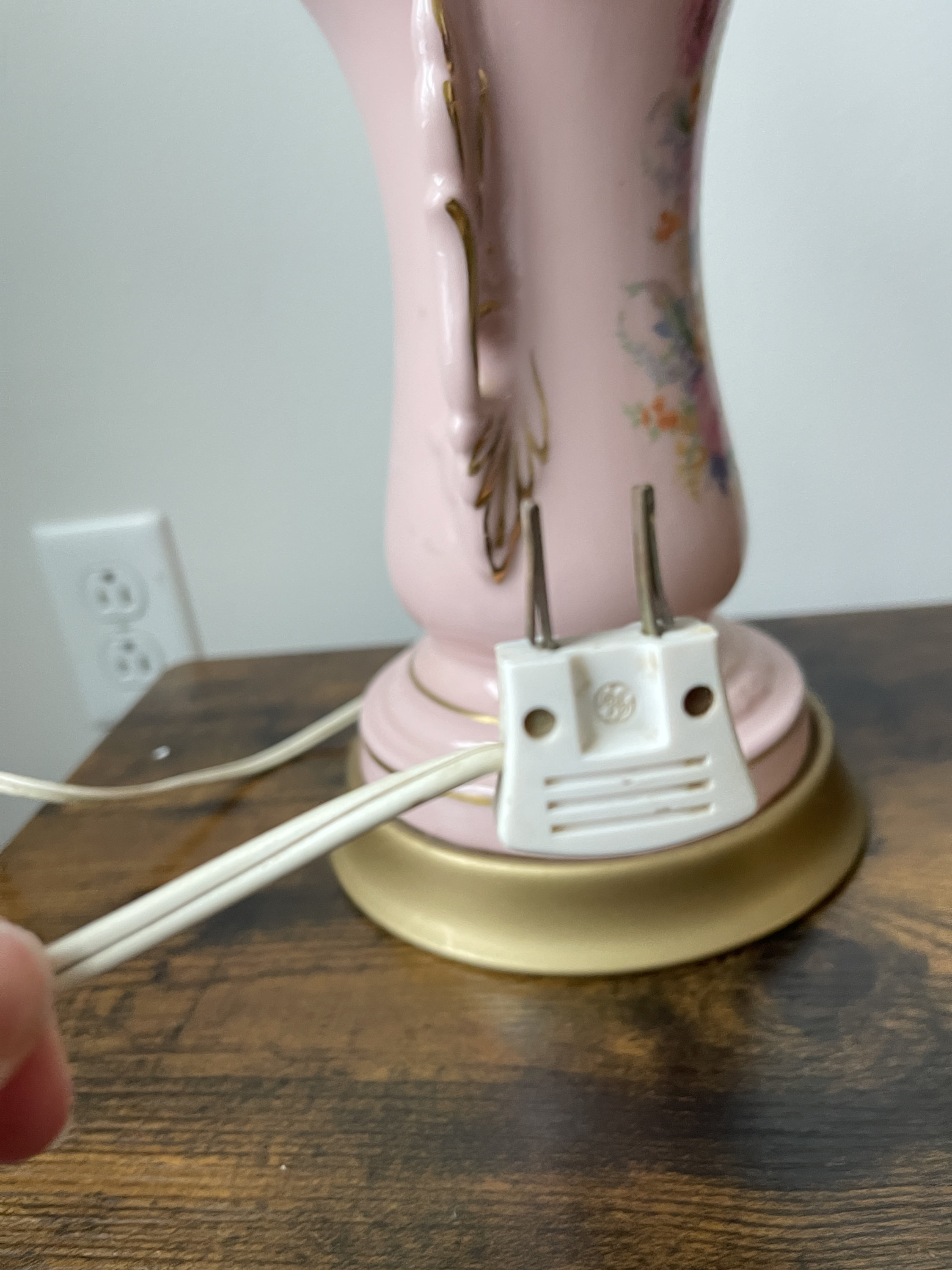 Vintage Pink and Gold Trim Porcelain Lamp With Flowers Romantic ...