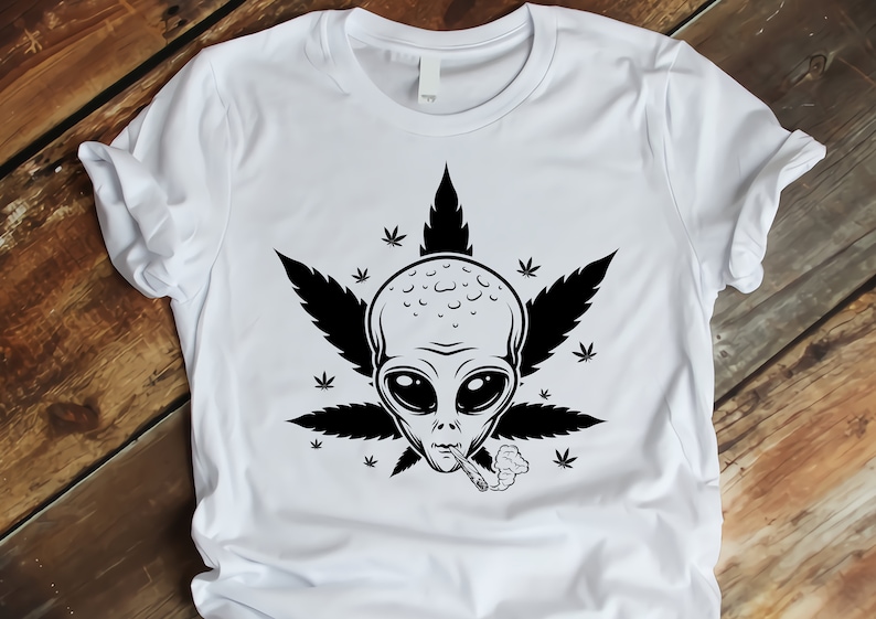 Alien Smoking Weed Svg Alien Smoking Joint Svg Smoking - Etsy