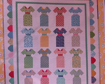 It's Sew Emma Millie's Dresses Quilt Pattern - Etsy