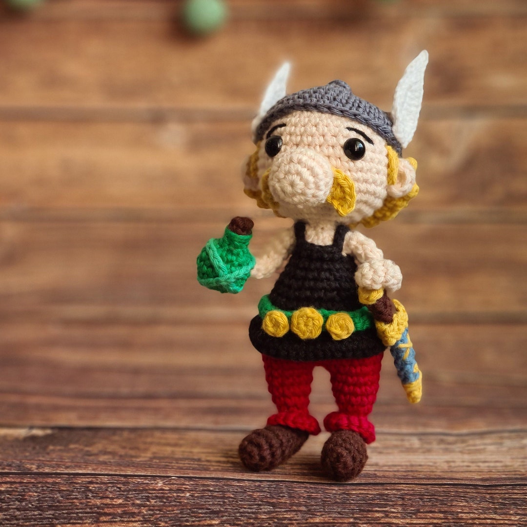 Asterix Amigurumi Crochet Pattern - FR - Etsy