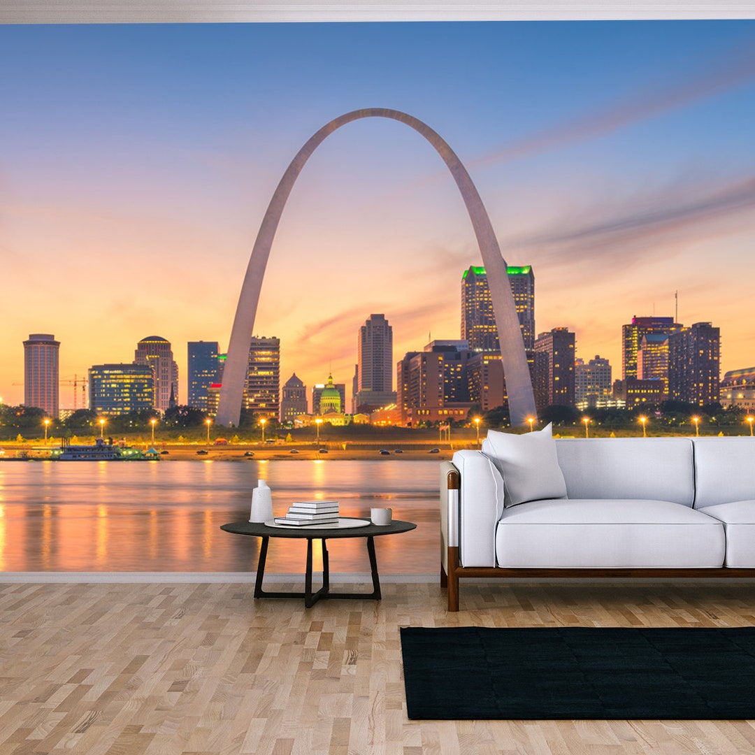 St. Louis, Missouri, USA Downtown Cityscape on the River at Dusk ...