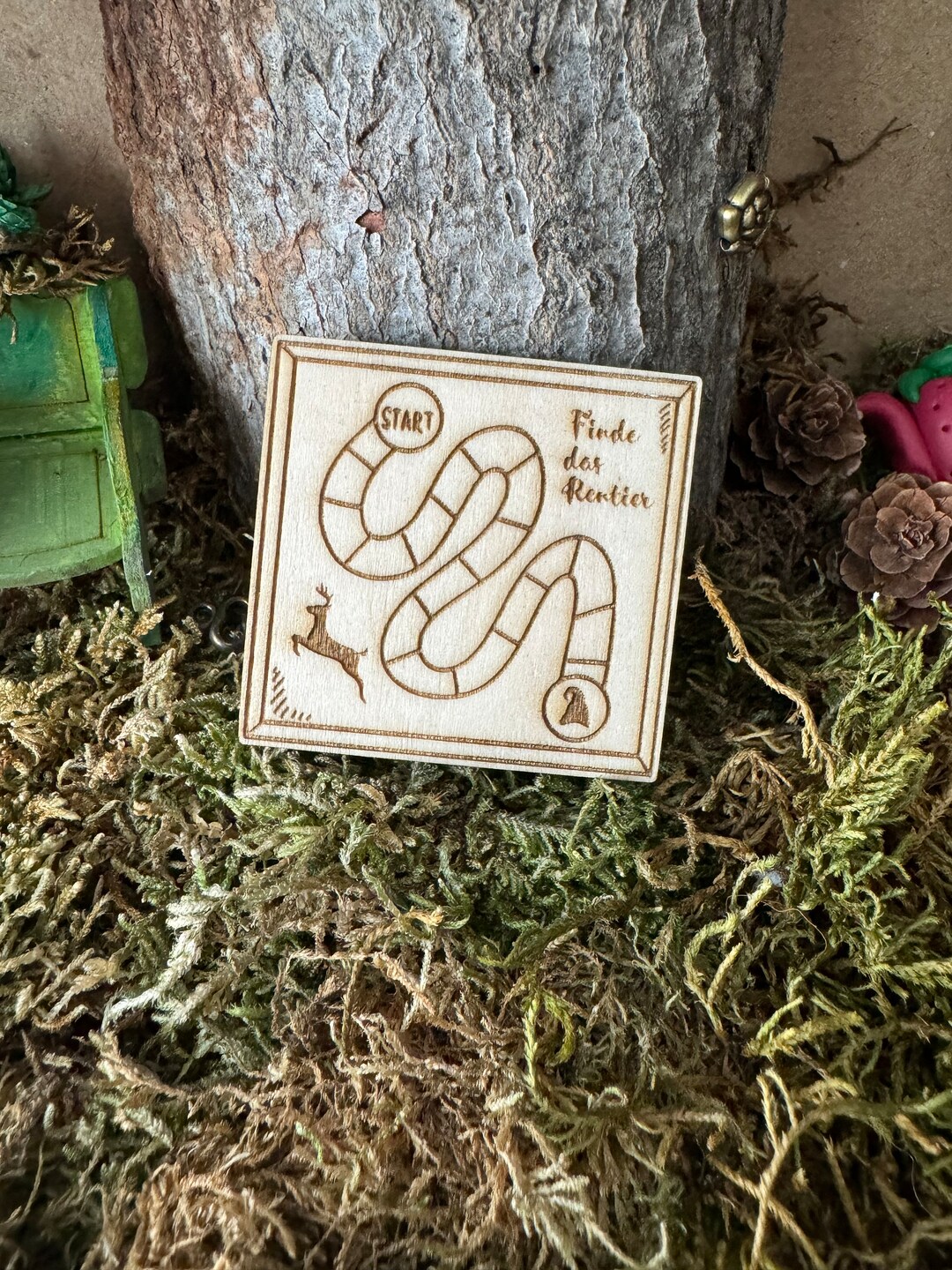 Find the Reindeer, Board Game Decoration for the Elf and the Elf Door ...