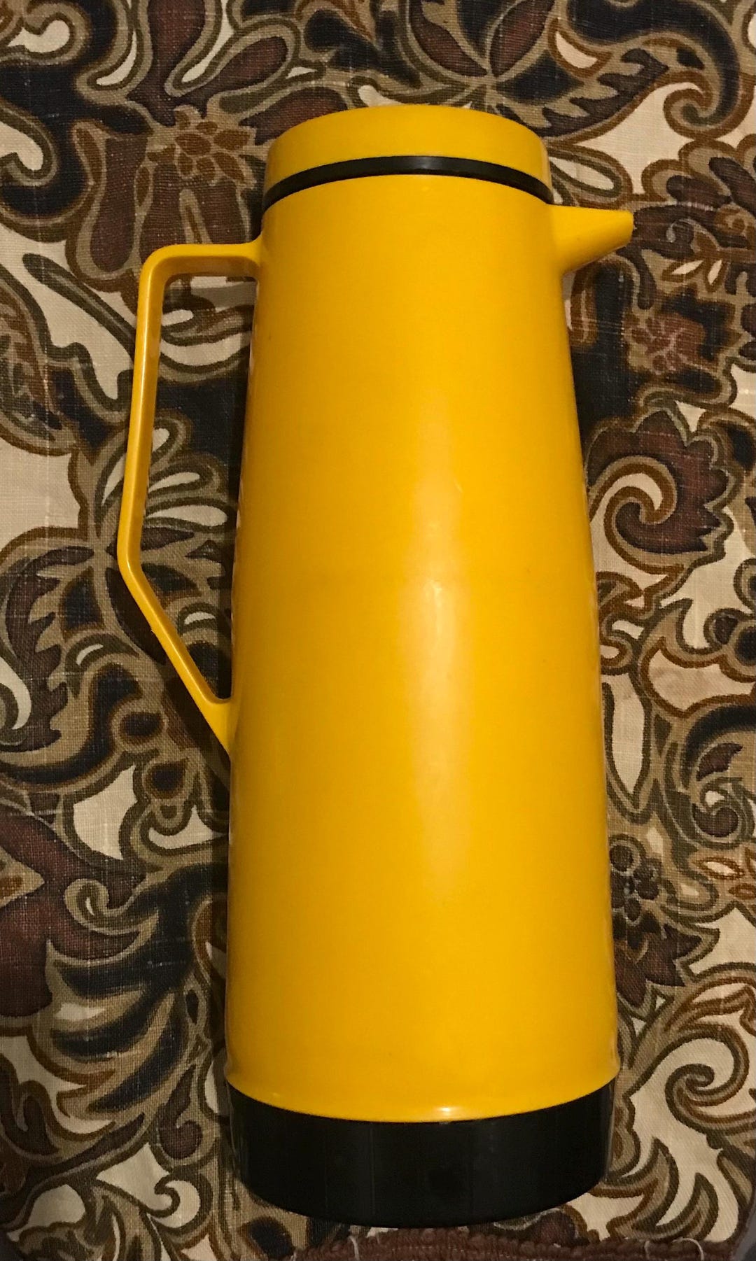 Vintage Yellow Thermos, 1975 King-seeley Thermos Co., Model 90Q, Filler ...