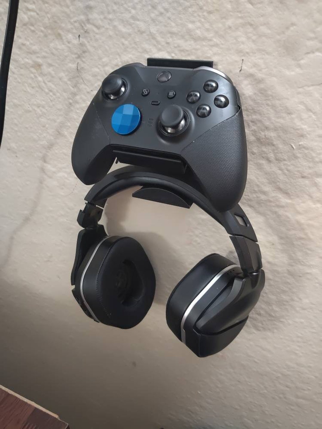Universal Headset and Controller Holder. - Etsy