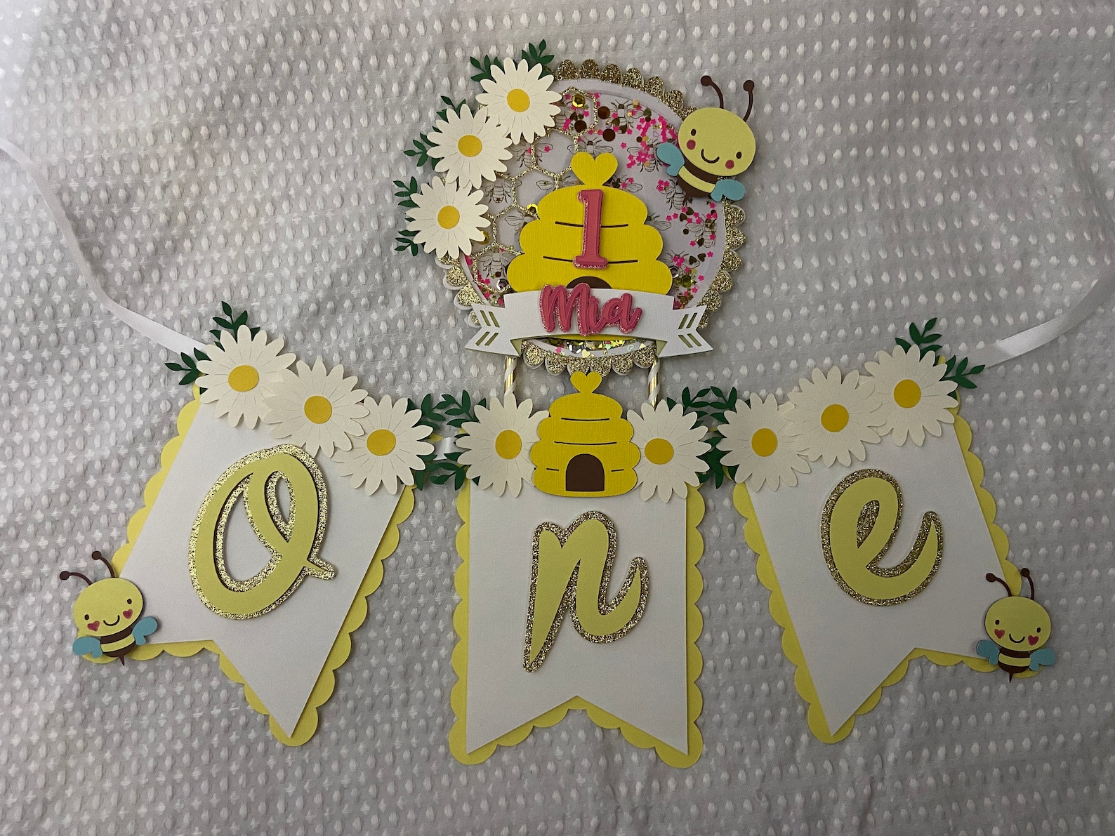 Bee Theme Cake Topper - Etsy