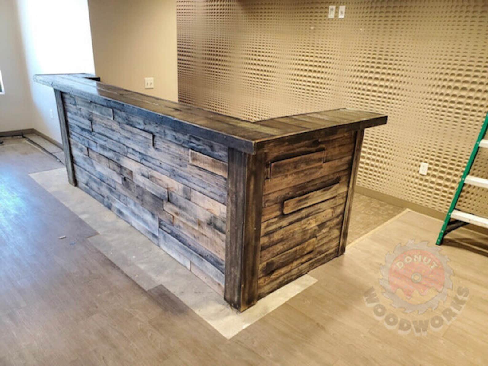 Reclaimed Pallet Wood Bar / Barnwood Bar / Custom Bar / Reclaimed Bar ...
