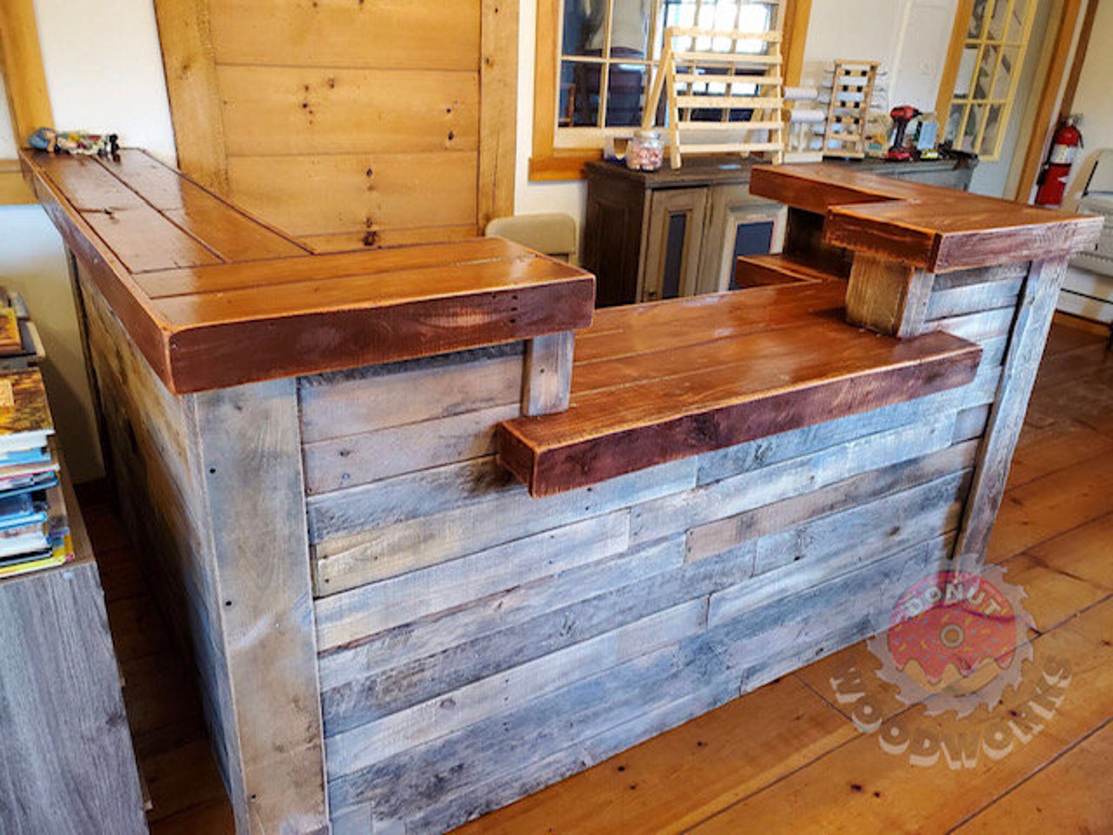 Reclaimed Pallet Wood Bar / Barnwood Bar / Custom Bar / Reclaimed Bar ...