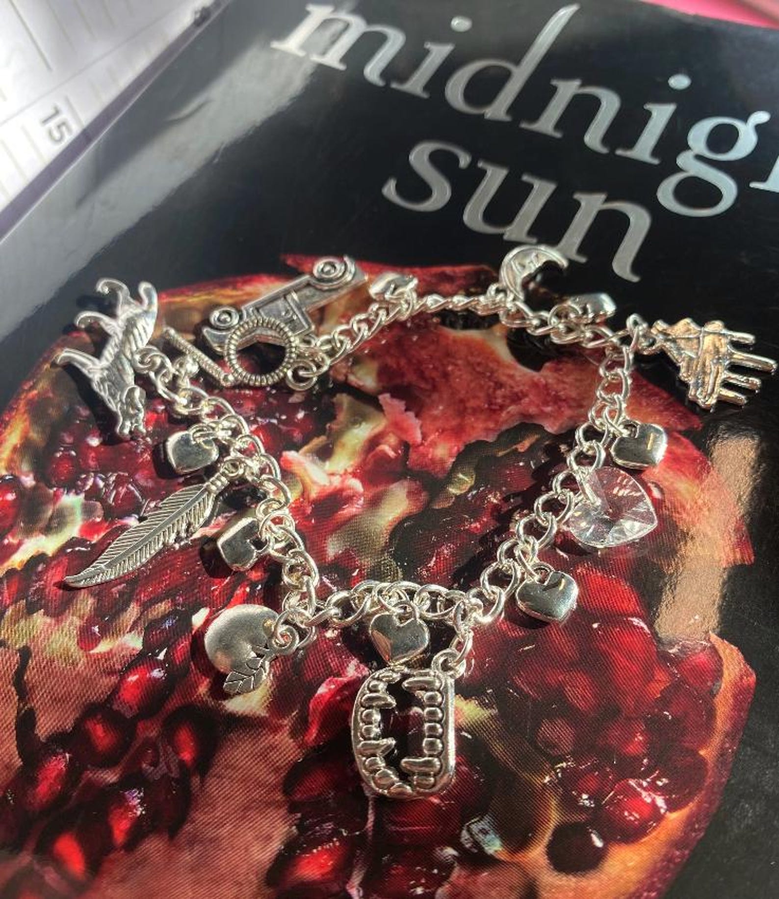 Twilight Charm Bracelet: Bella's World Fan Art - Etsy