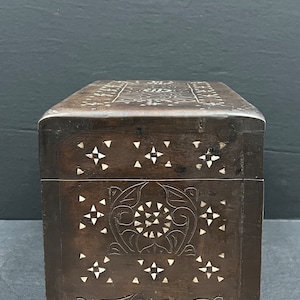 Vintage Handmade Islamic Mother of Pearl Inlay Wooden Box Southern ...