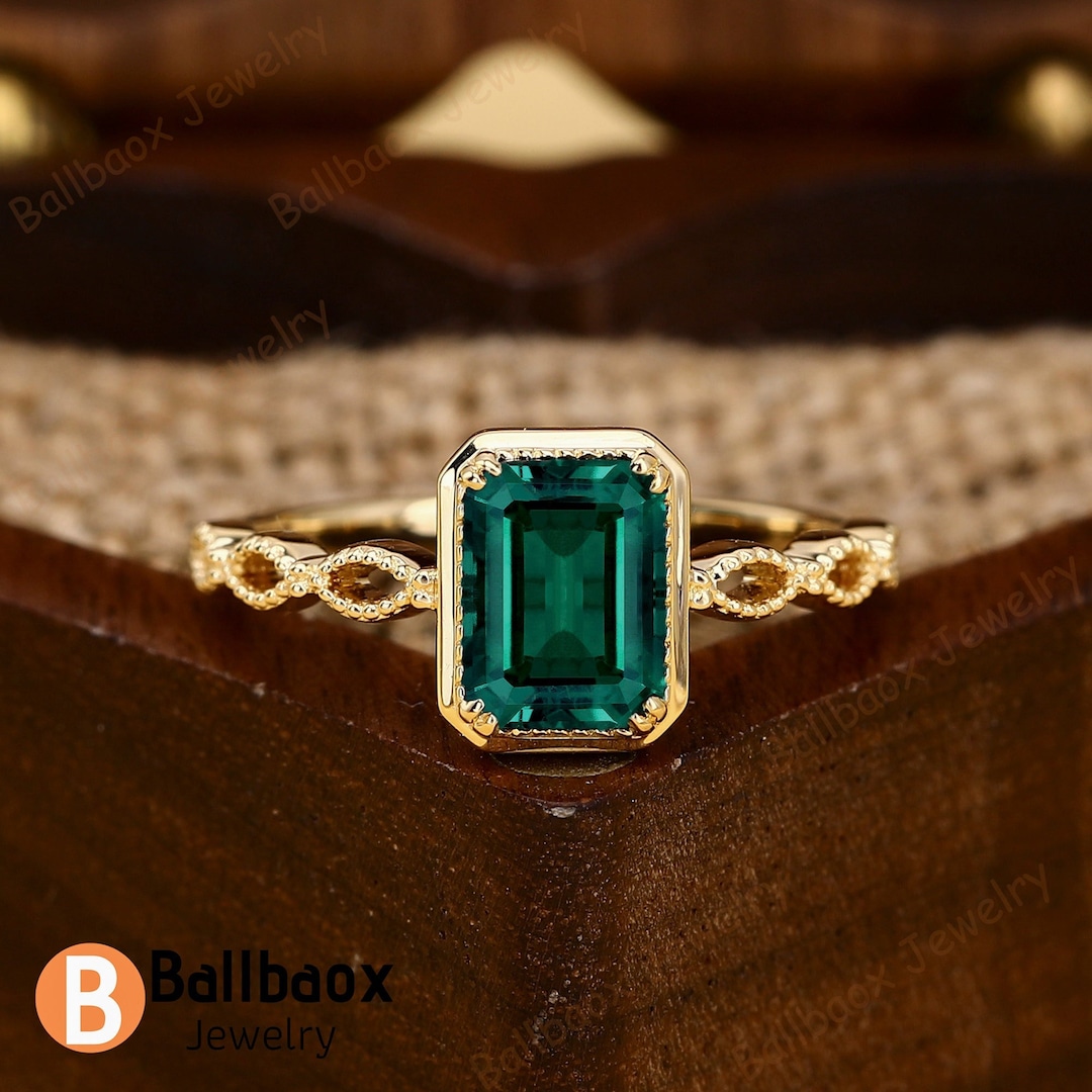 Emerald Cut Green Emerald Rings for Women Vintage Solid 14K Yellow Gold ...