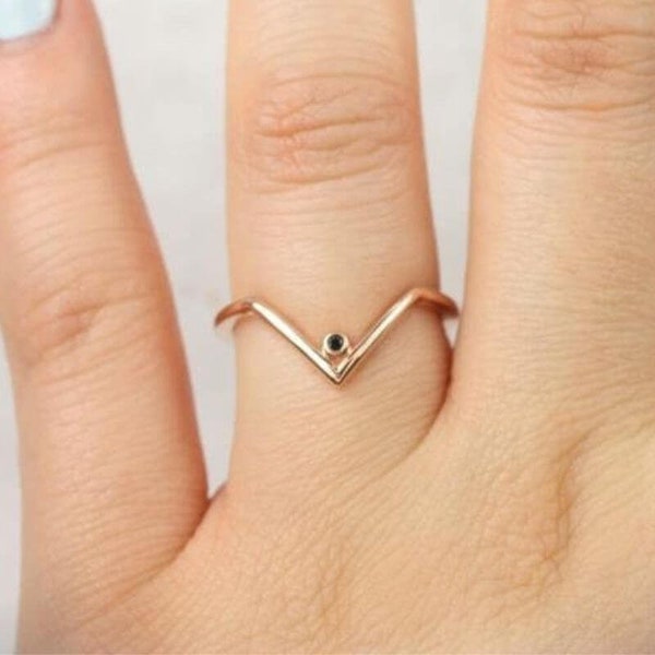 V Shaped Ring - Etsy