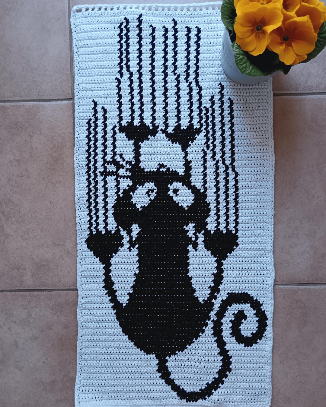 Crochet Pattern | Scratching Cat Wall Hanging | Tapestry Crochet ...