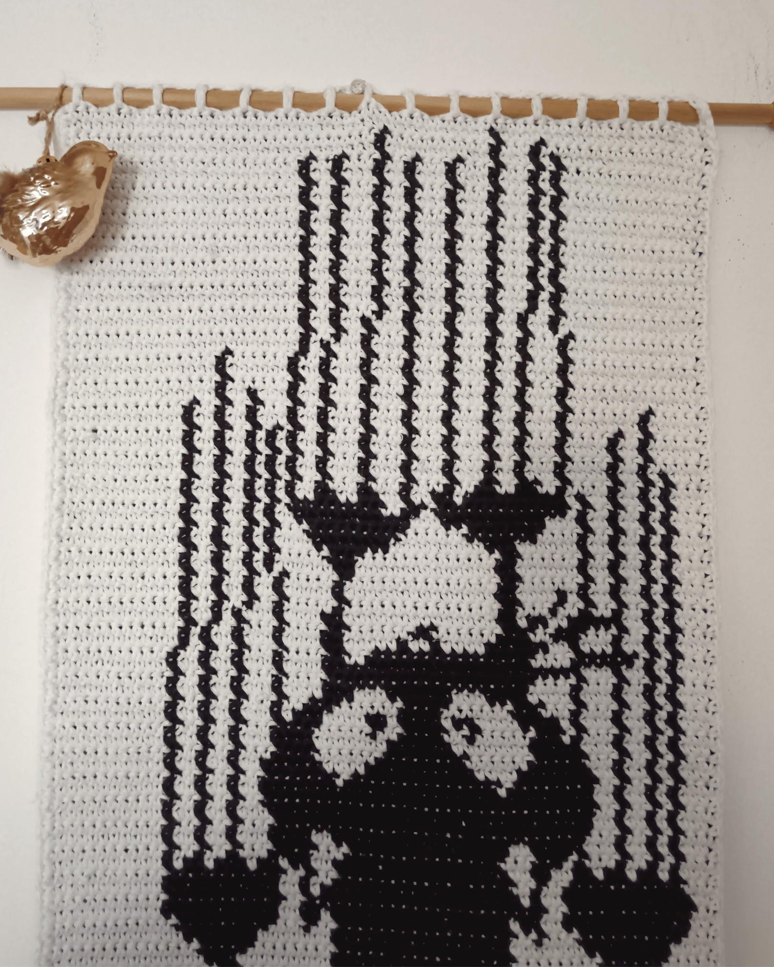 Crochet Pattern | Scratching Cat Wall Hanging | Tapestry Crochet ...
