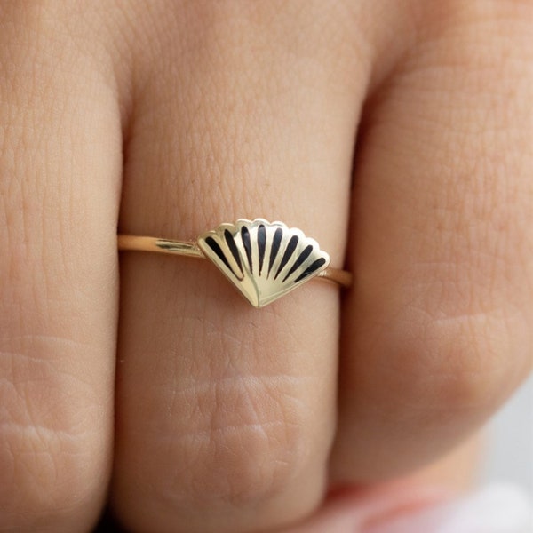Sea Shell Ring - Etsy