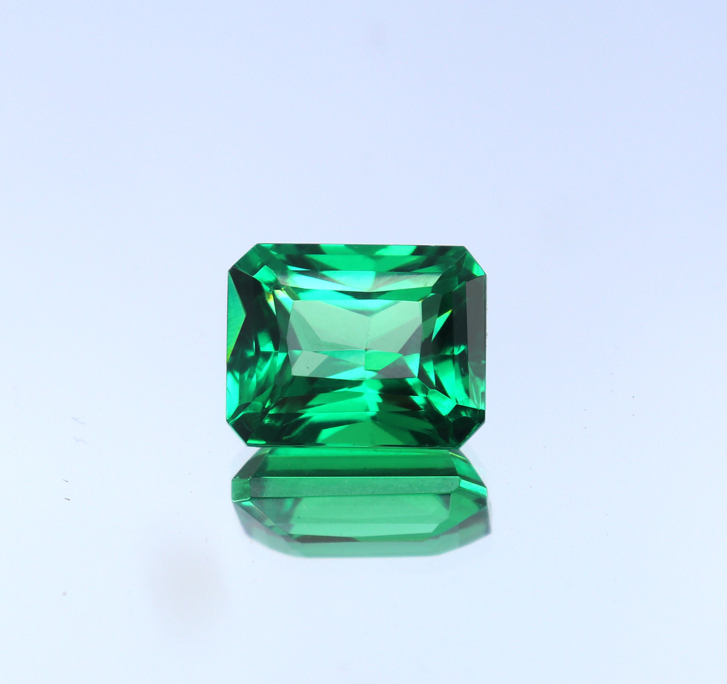 Natural Tsavorite Green Garnet Stone 9.55cts Emerald Cut Green Garnet ...