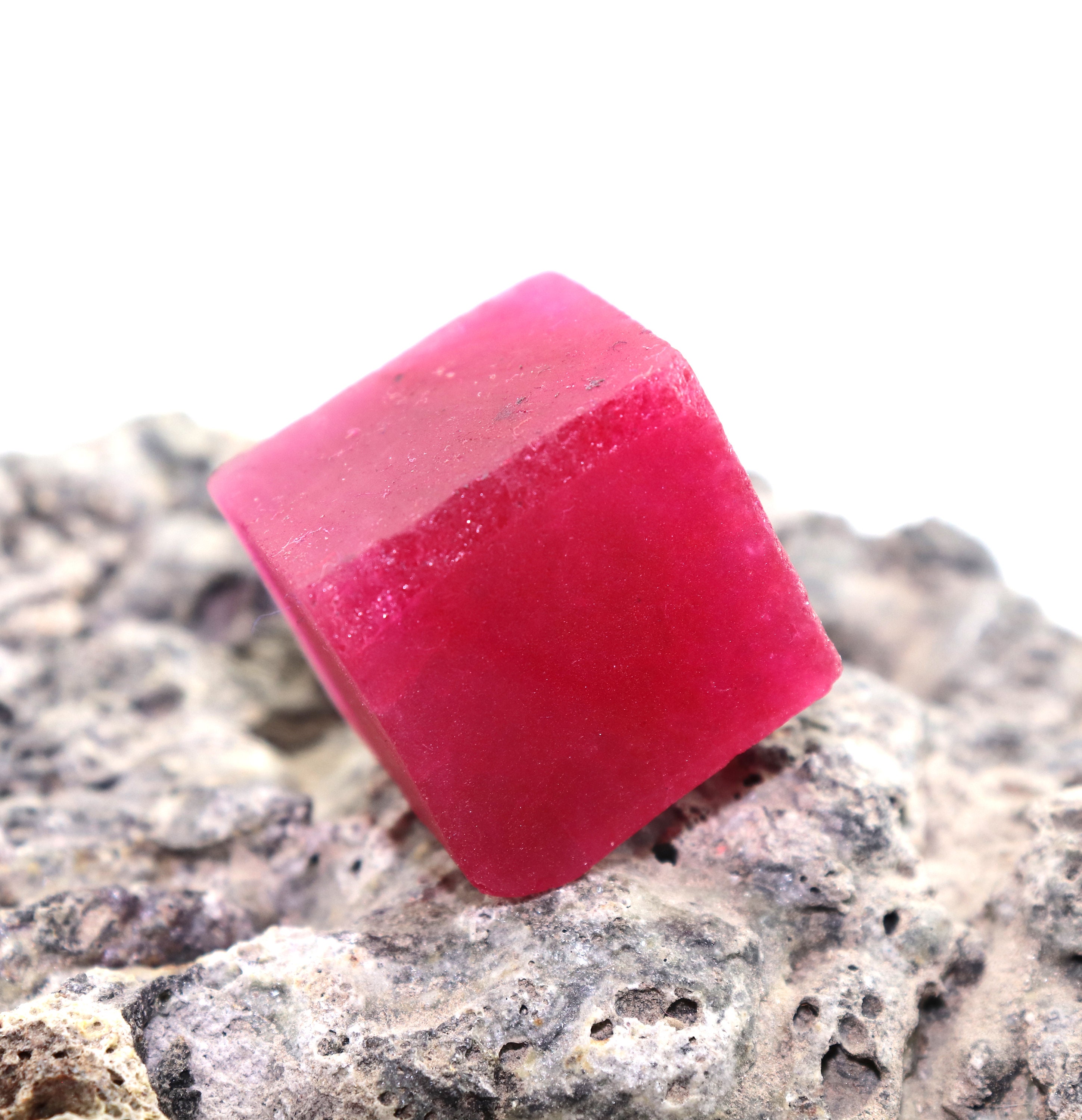 Original Red Ruby Rough Crystal Cube 144.30cts Ruby Rock From Myanmar Cube Shape Ruby Raw Rough ...