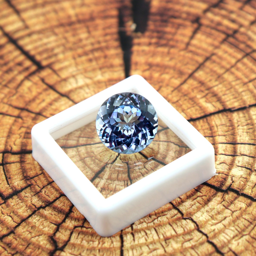 Real Alexandrite Stone From Tanzania Dual Tone 11.25cts Natural Lush ...