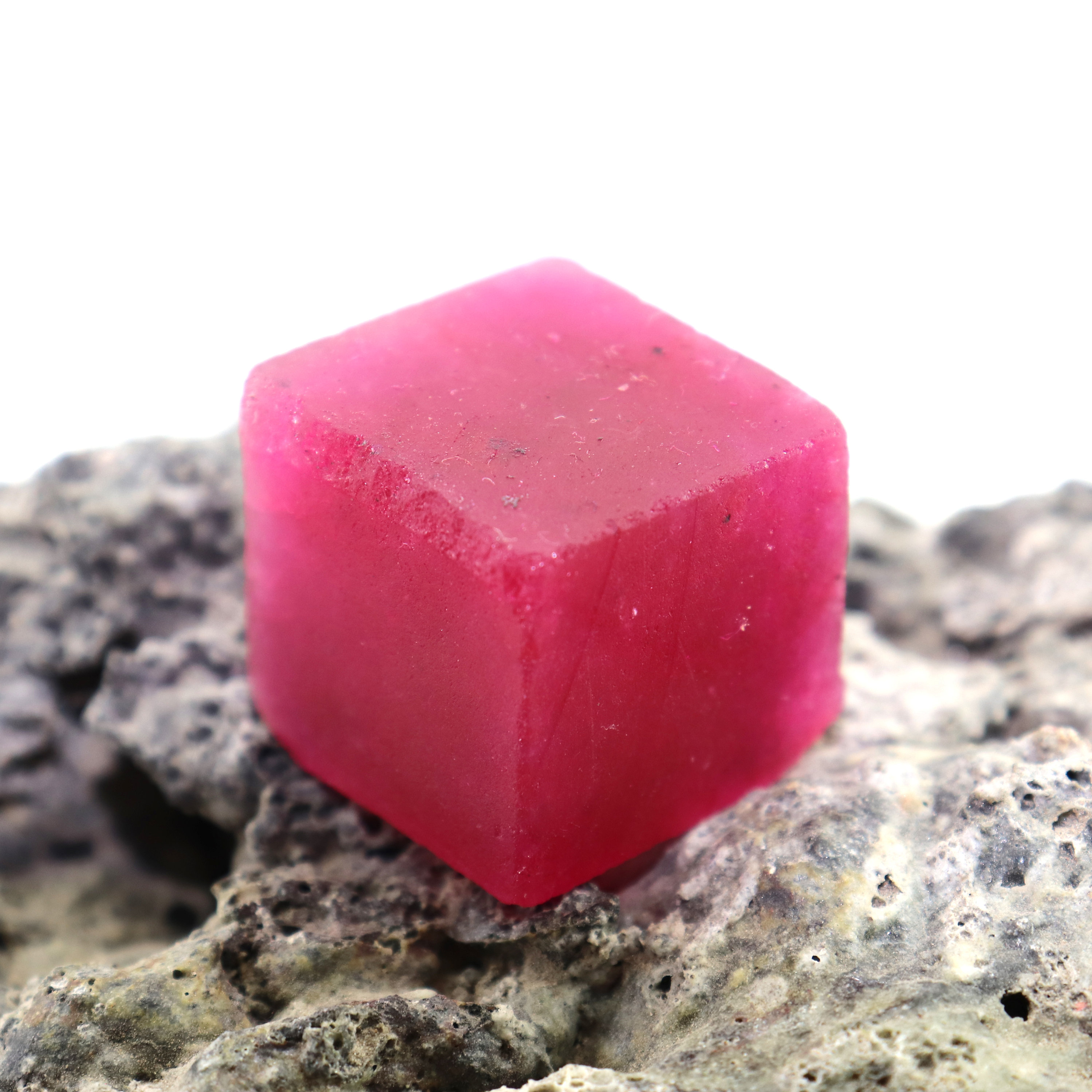 Original Red Ruby Rough Crystal Cube 144.30cts Ruby Rock From Myanmar ...