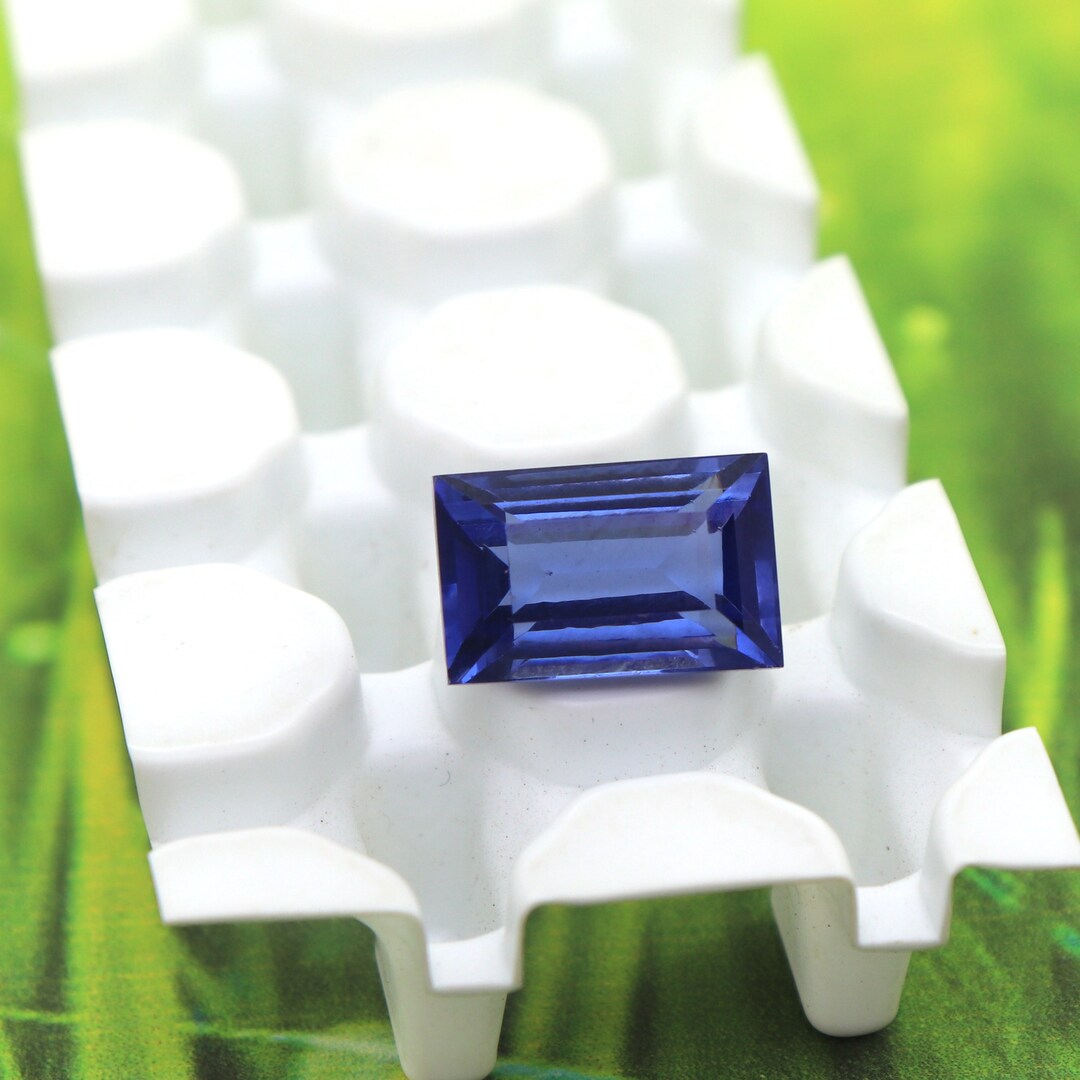 Ceylon Mined Rectangle Shape Blue Sapphire 9.45cts Baguette Cut Saturn ...