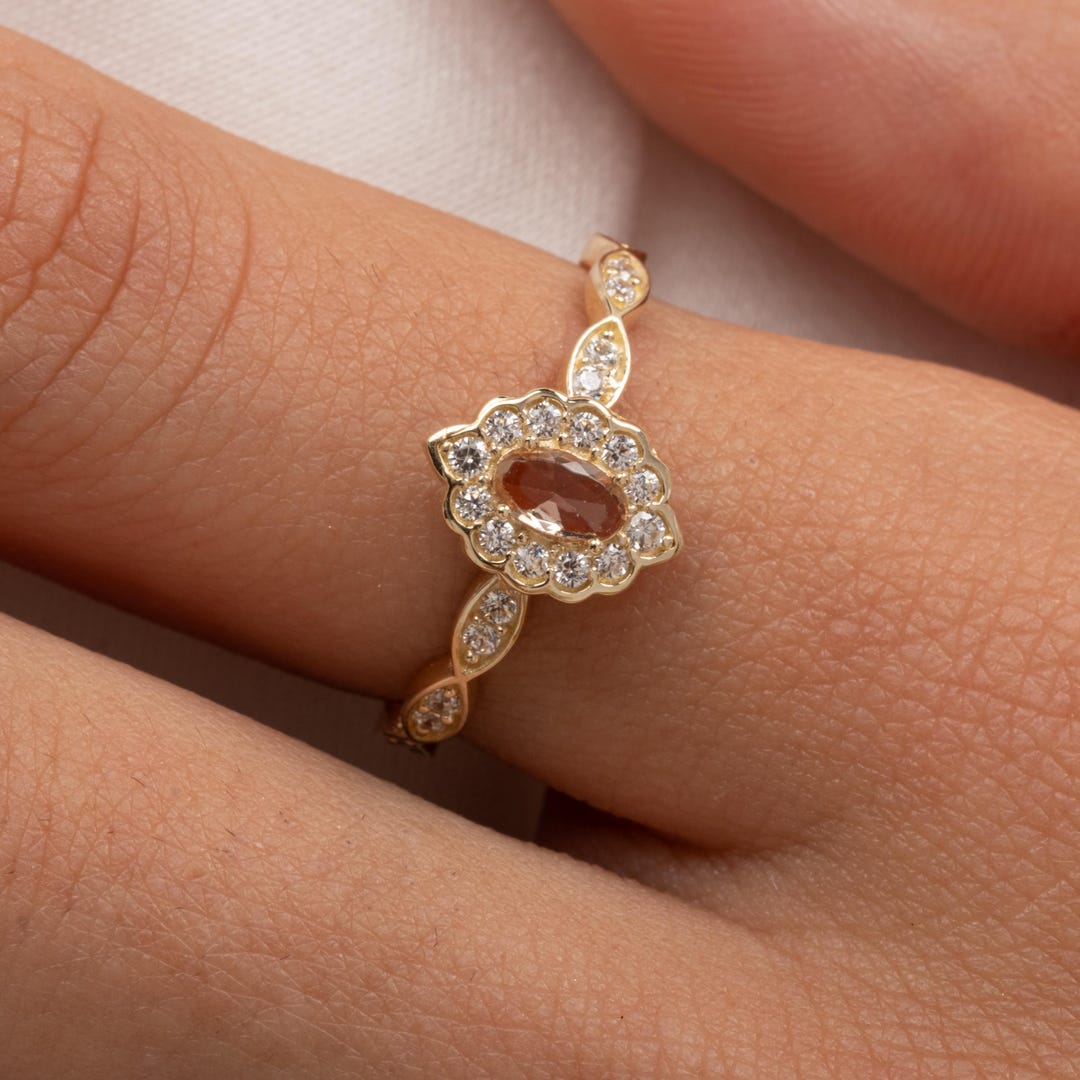 14K Gold Mystic Topaz Ring: Color Changing Engagement Ring - Etsy