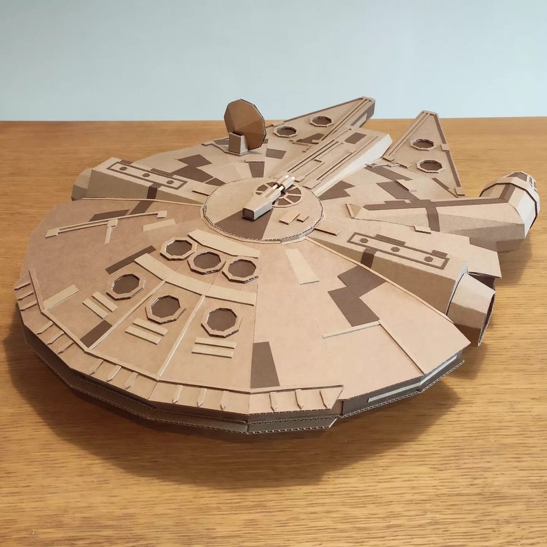 MILLENIUM FALCON DIY Plans for Making a Ship Out of Cardboard and ...