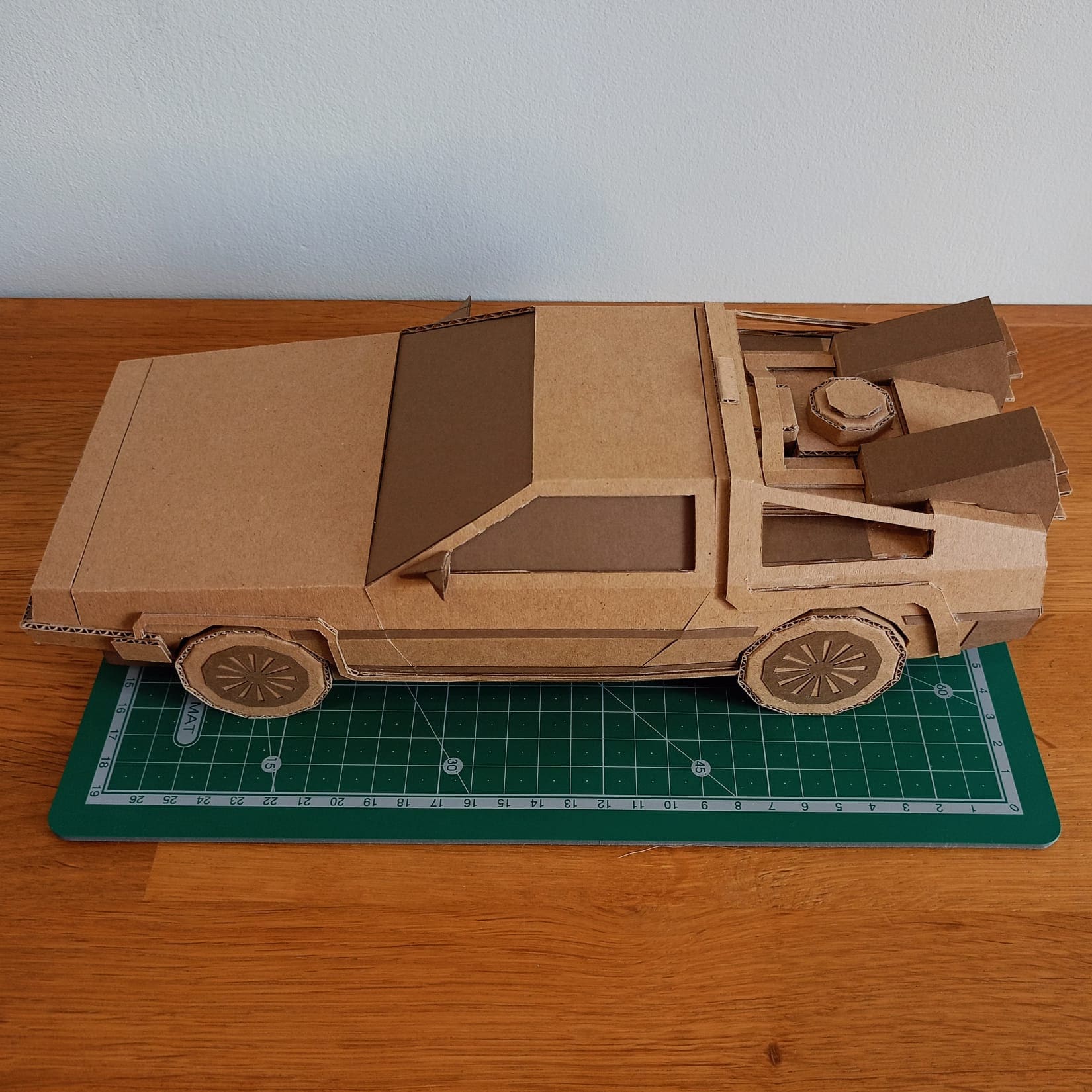 DELOREAN Template. Planos DIY para confección de coche en cartón - Etsy ...
