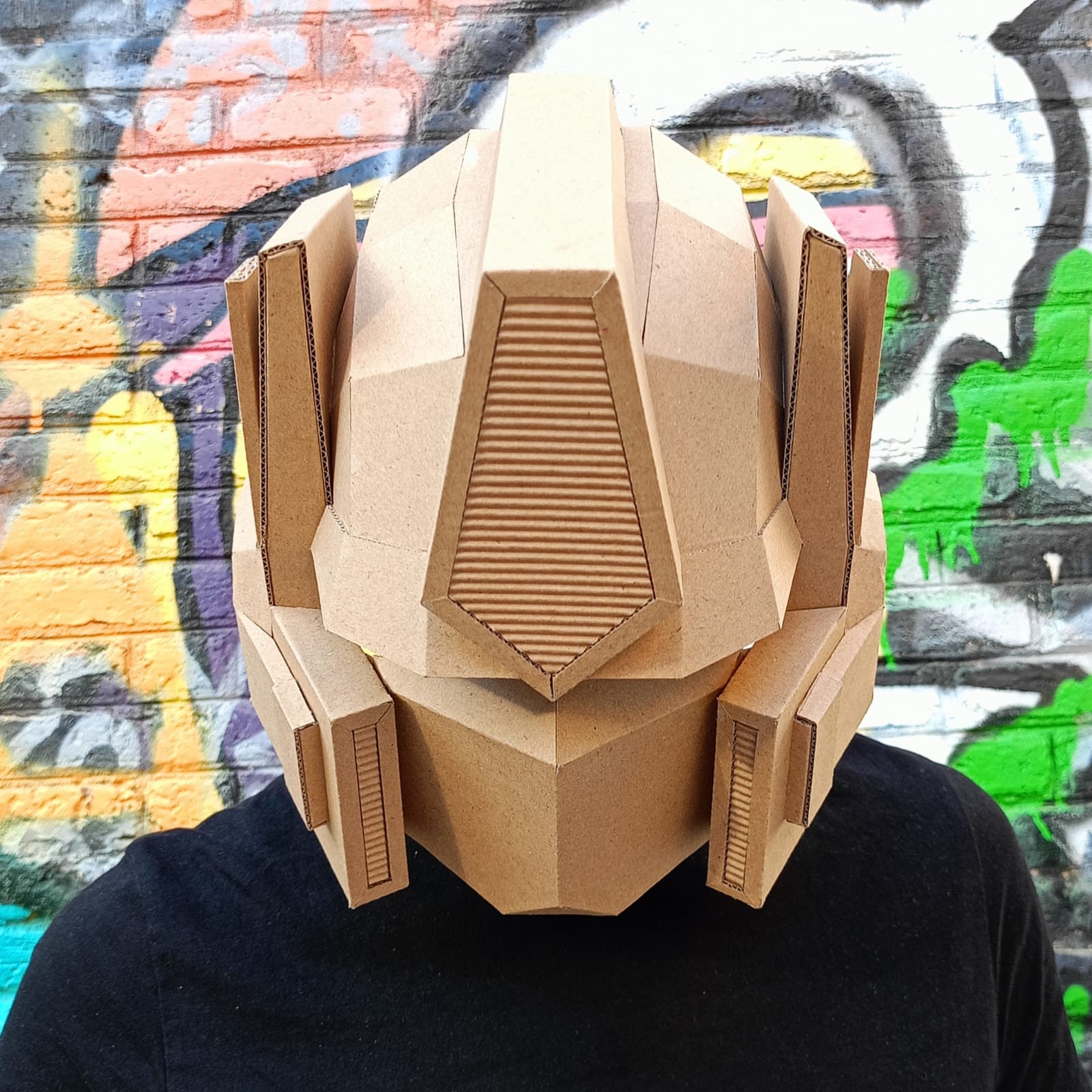 OPTIMUS PRIME Template. Planos DIY para confección de casco en cartón ...