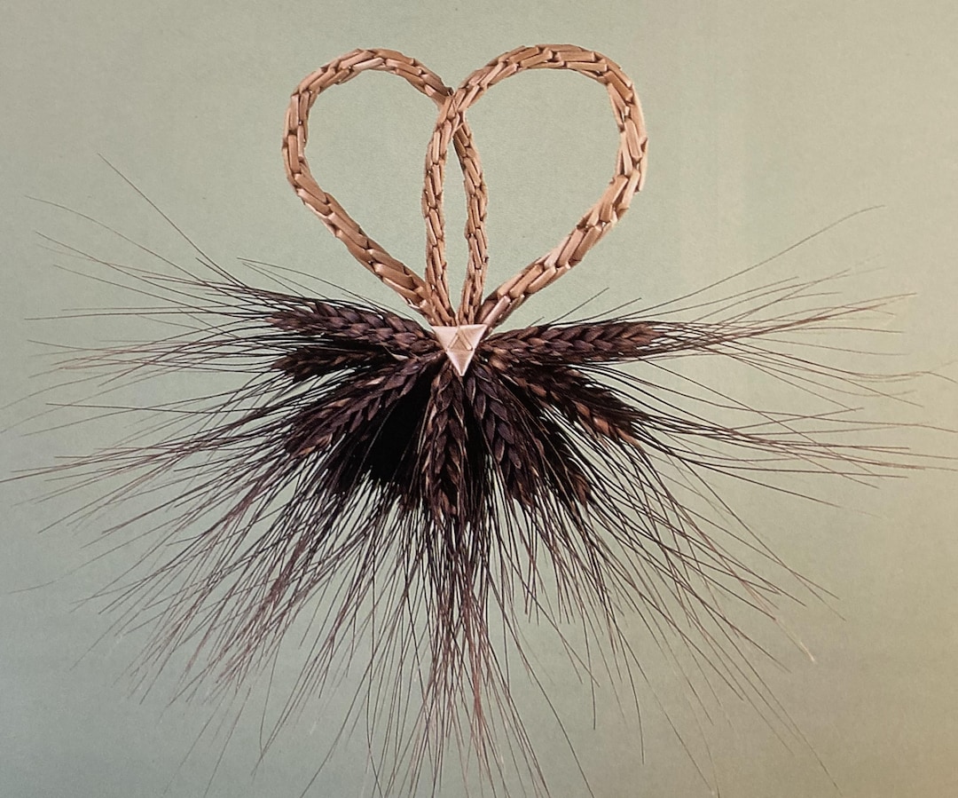 Looped Heart - Wheat Weaving - Etsy