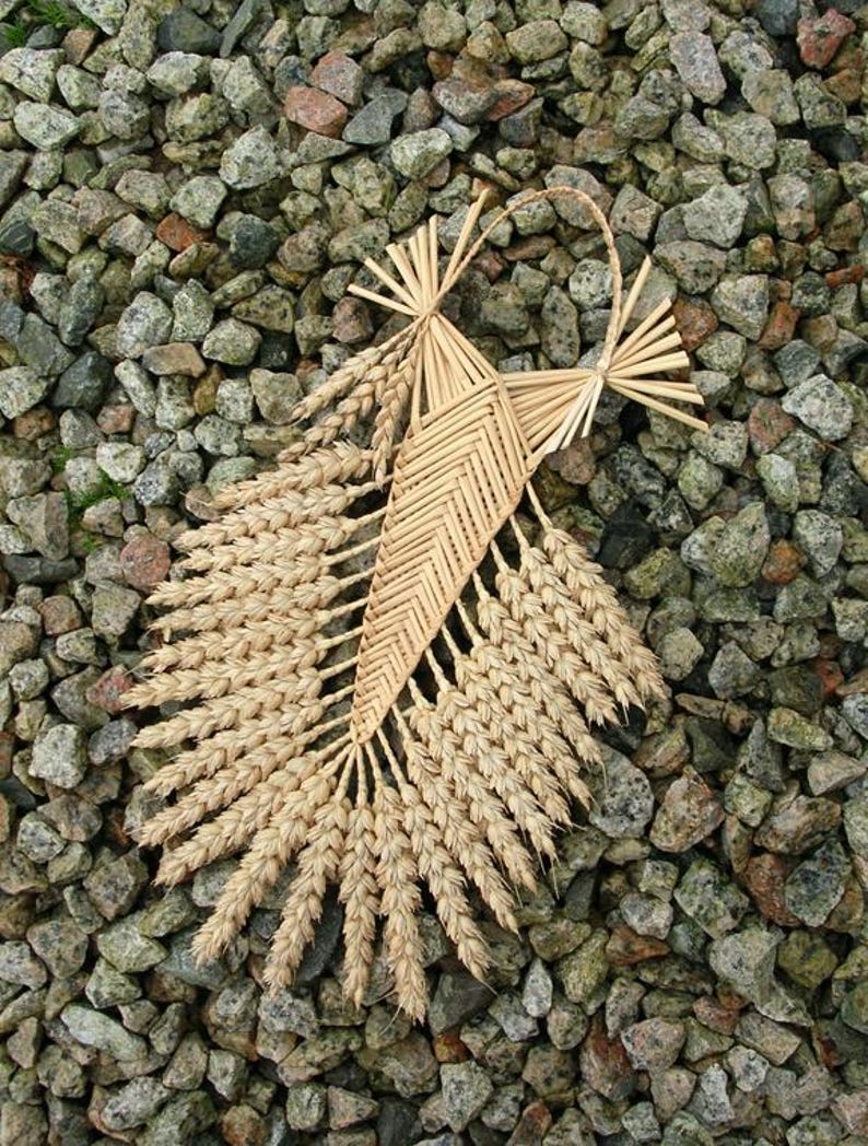 Welsh Border Fan Corn Dolly - Etsy