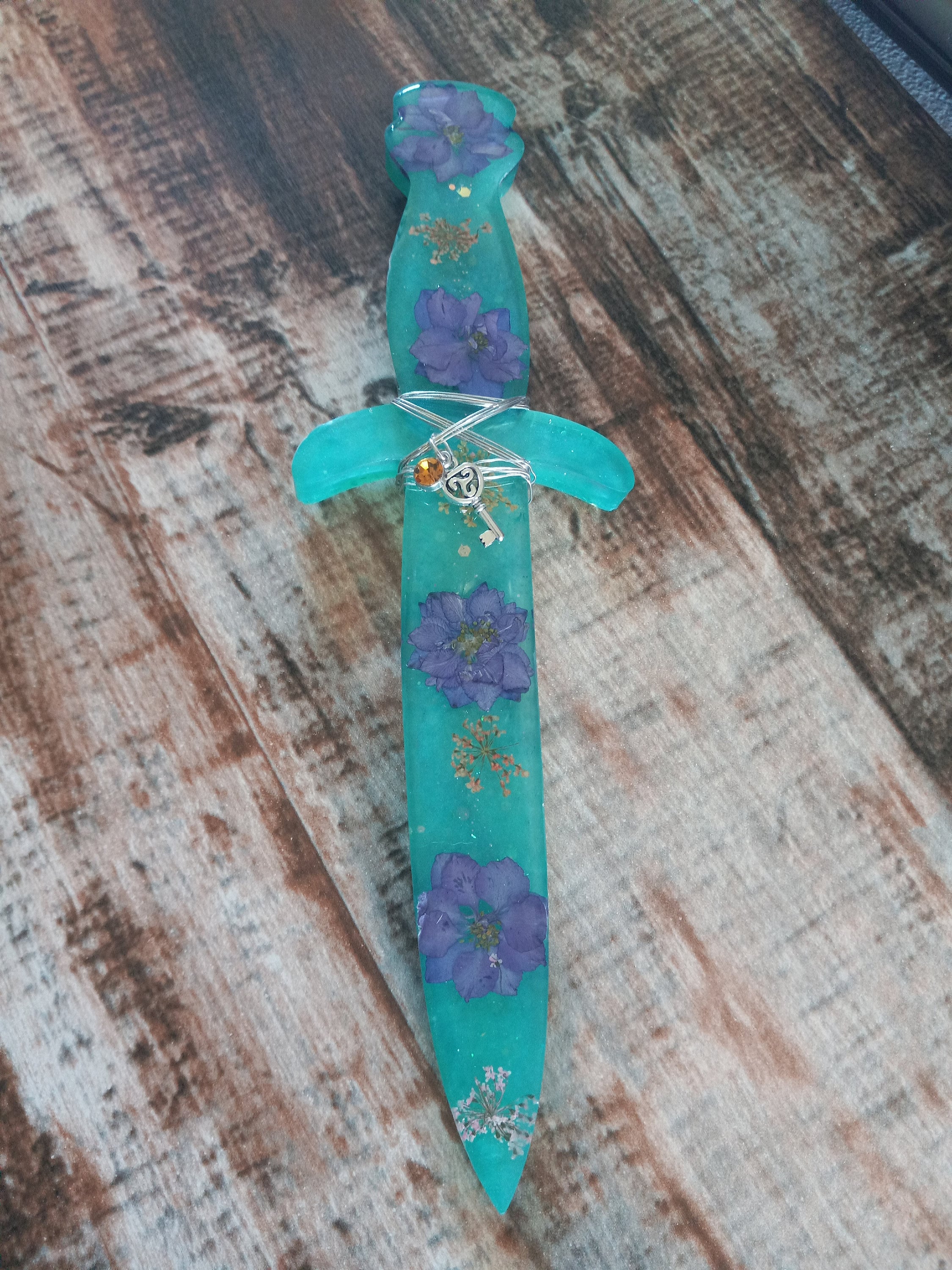 Resin and Pressed Flower Dagger - Etsy