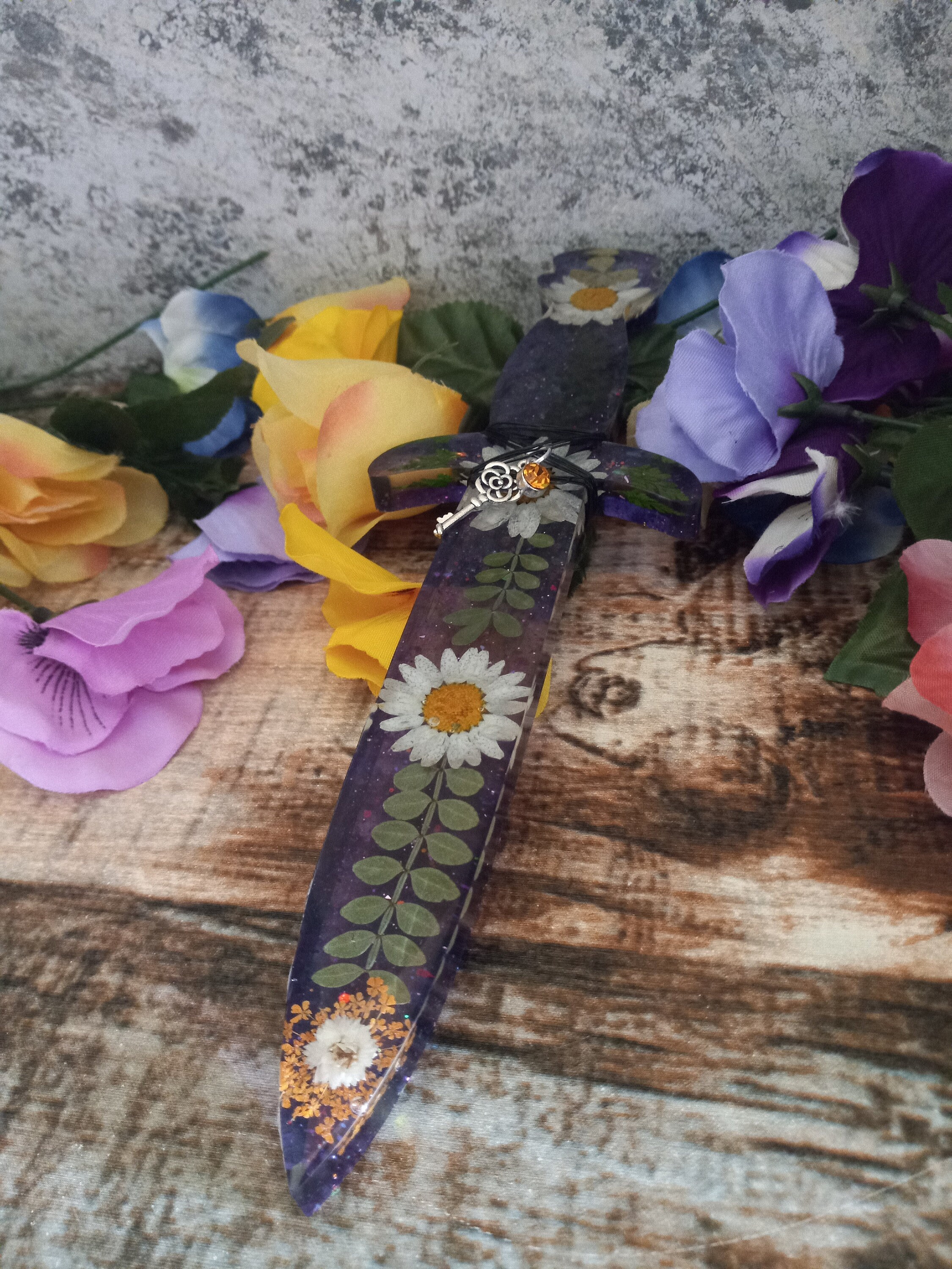 Resin and Pressed Flower Dagger - Etsy