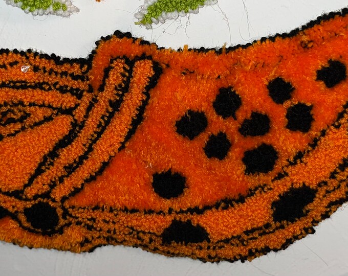 Crocs Rug Wall Hanging, Croc Rug, Cute Rug for Bedroom, Funky Rug ...