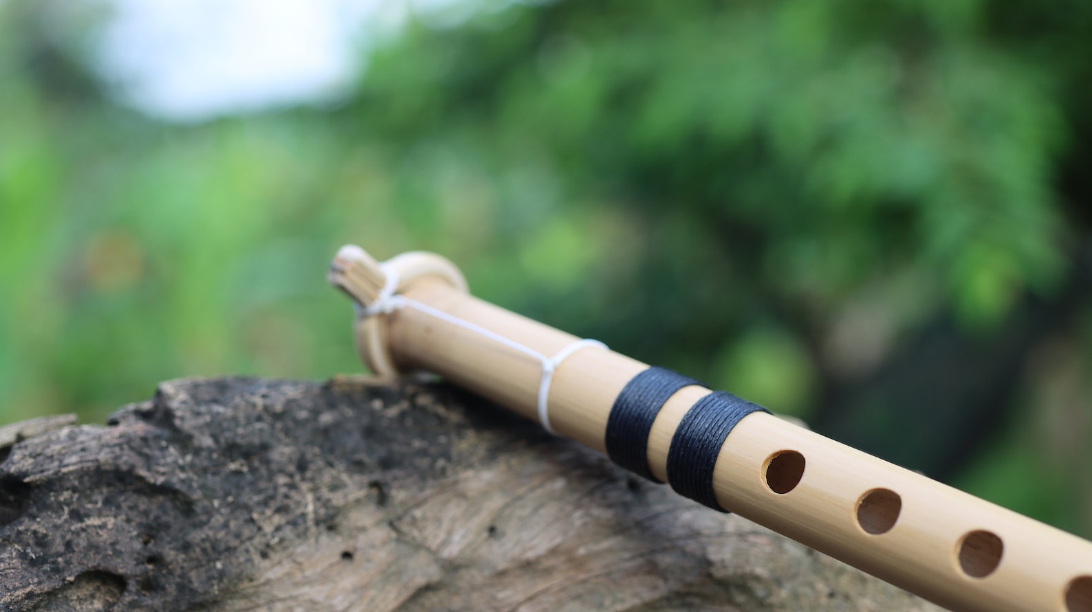 Suling (balinese Bamboo Flute) in Small Size, Pelog Slendro and More ...