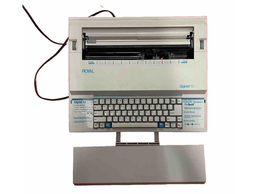 Royal Signet 10, Electronic Memory Typewriter, Great Condition Tested ...