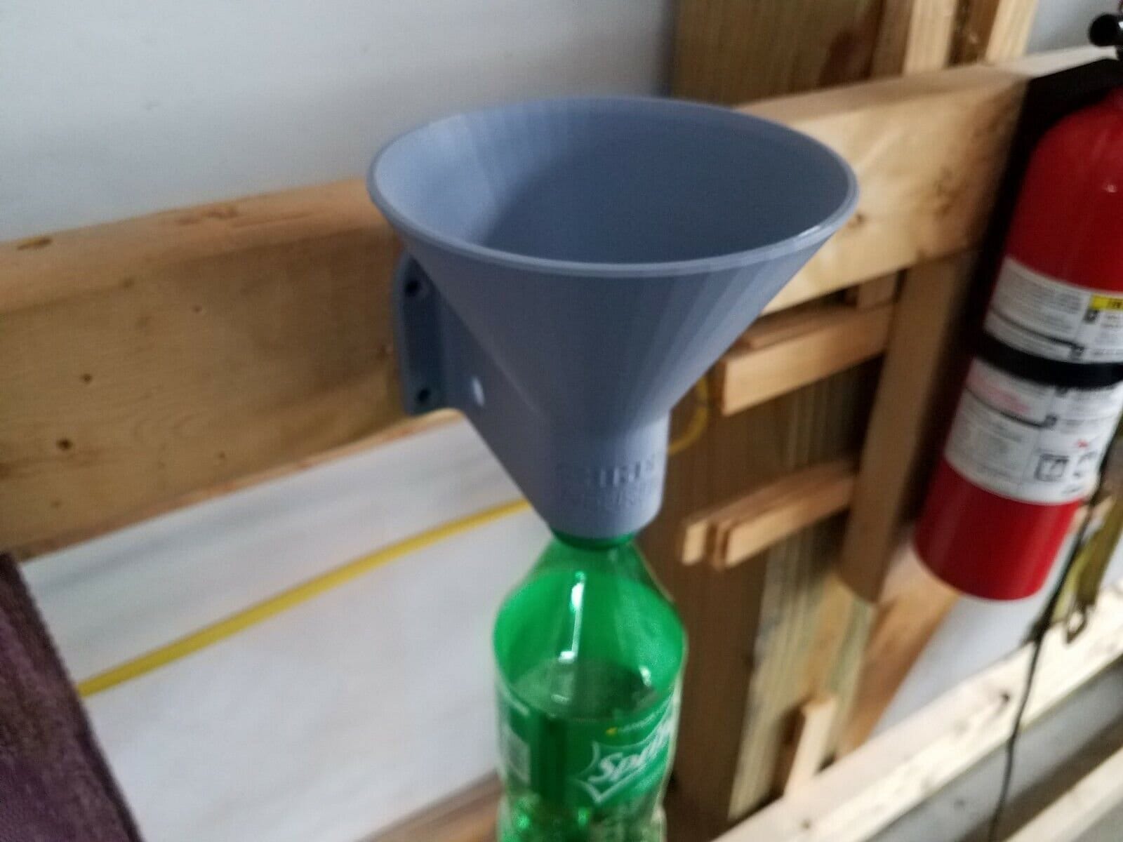 Funnel Holder/drip Drain Rack Wall Mount for Wall, Workbench, or Race ...