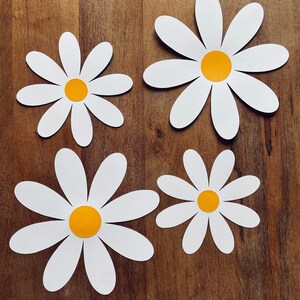 Custom Paper Daisy, Birthday Decoration, Daisy Decorations, Daisy Wall ...