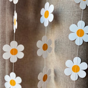 Retro Daisy Paper Garland, Birthday Decoration, Baby Shower Banner - Etsy