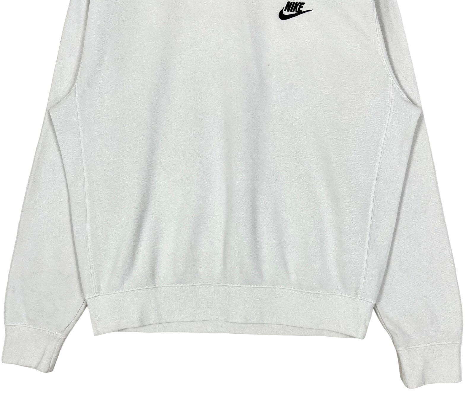 Nike Plain Small Embroidery Logo Crewneck Sweatshirt White Size Medium ...