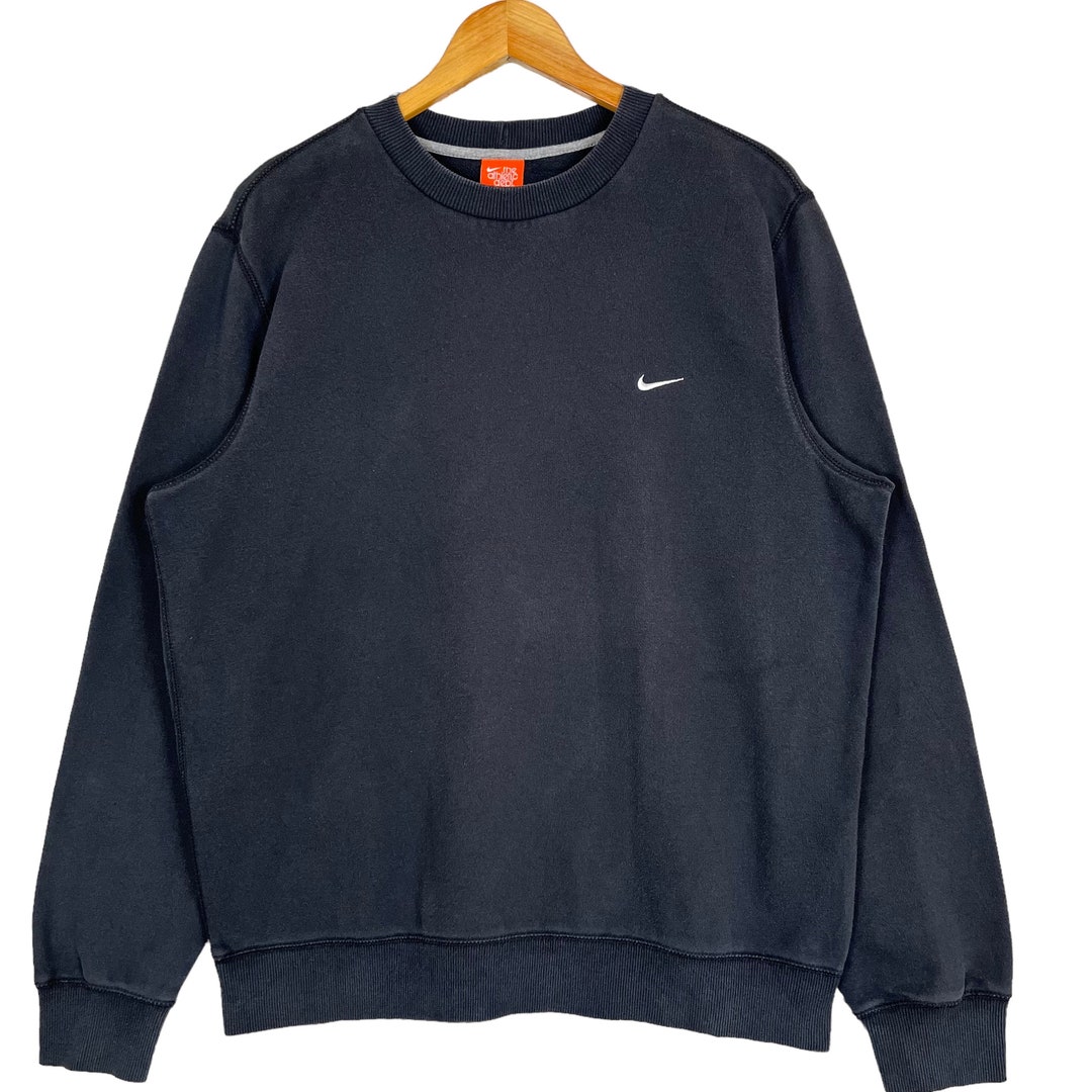 Nike Plain Small Embroidery Logo Sweatshirt Black Size Made in Pakistan ...
